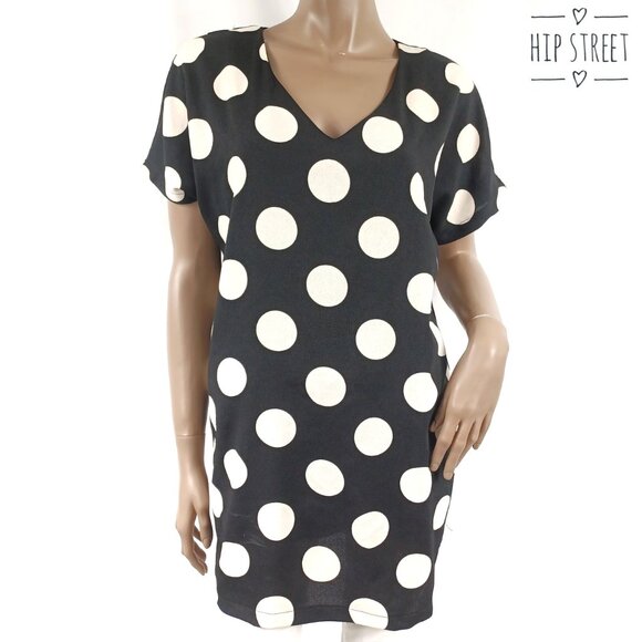 Harper | Dresses | Harper Ss Unconstructed Saque Style Large Dot ...